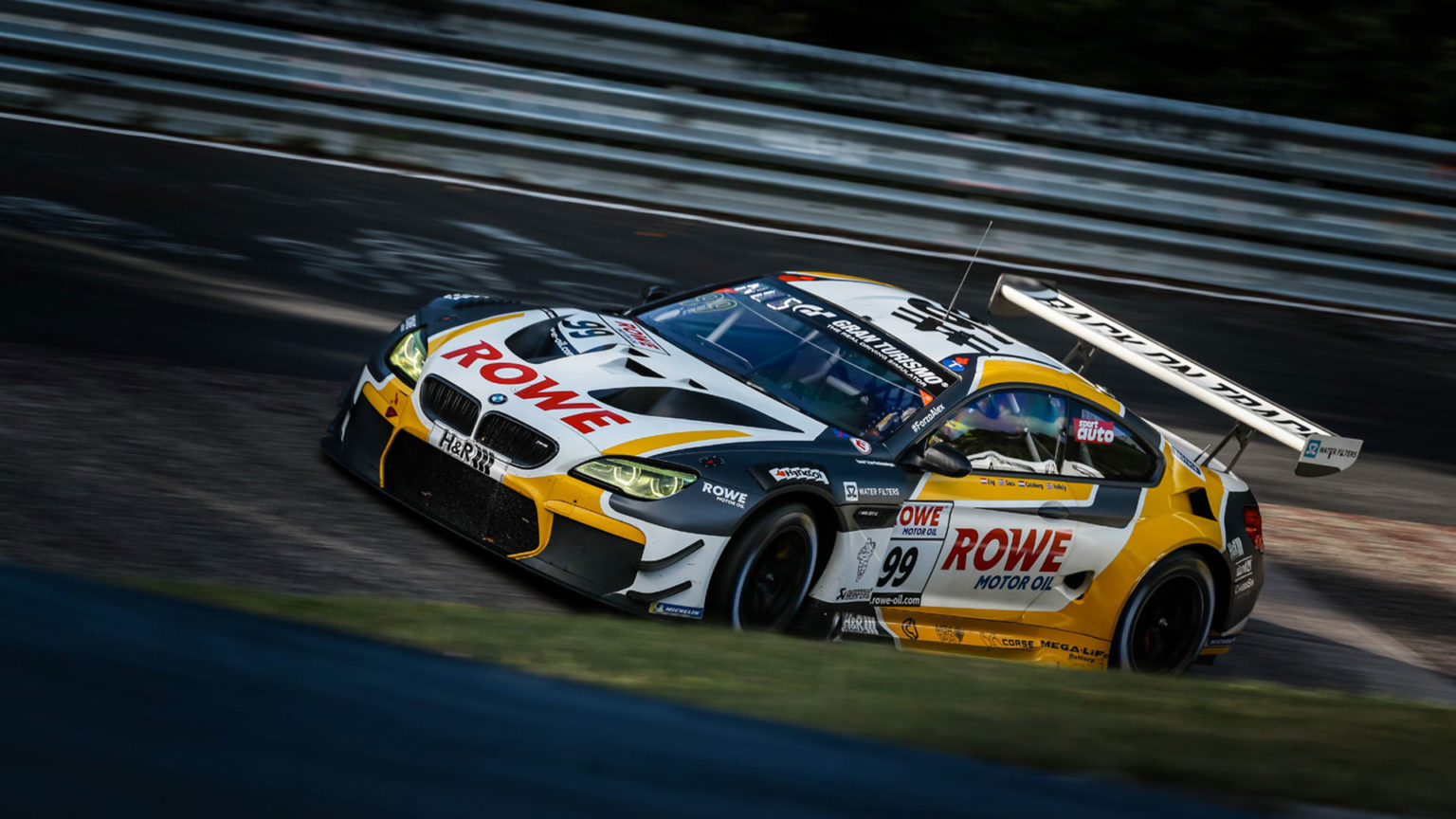 ROWE RACING kehrt auf die Nürburgring-Nordschleife zurück | ADAC ...